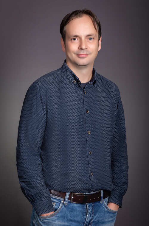 Tom Rutherford - University of Nottingham Ningbo China